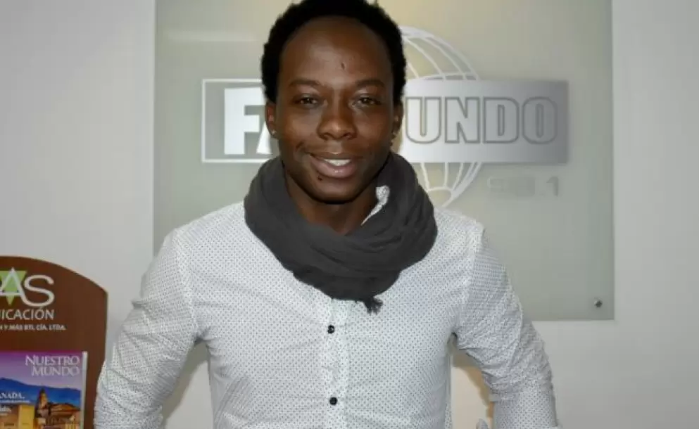 John Peter presenta "Hello my Darling" - FM Mundo