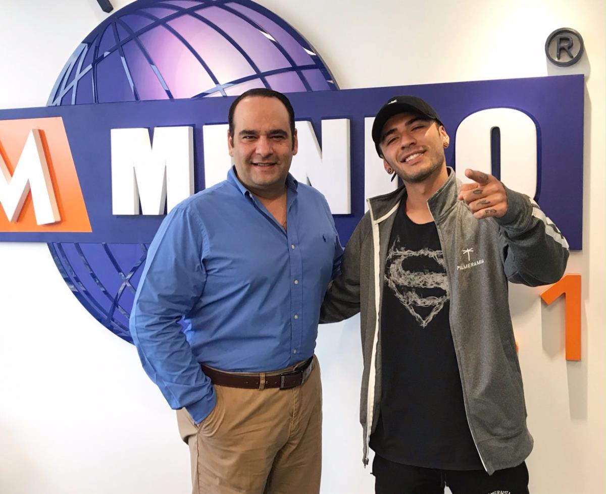 Helian Evans abrirá el concierto de Sebastian Yatra - FM Mundo