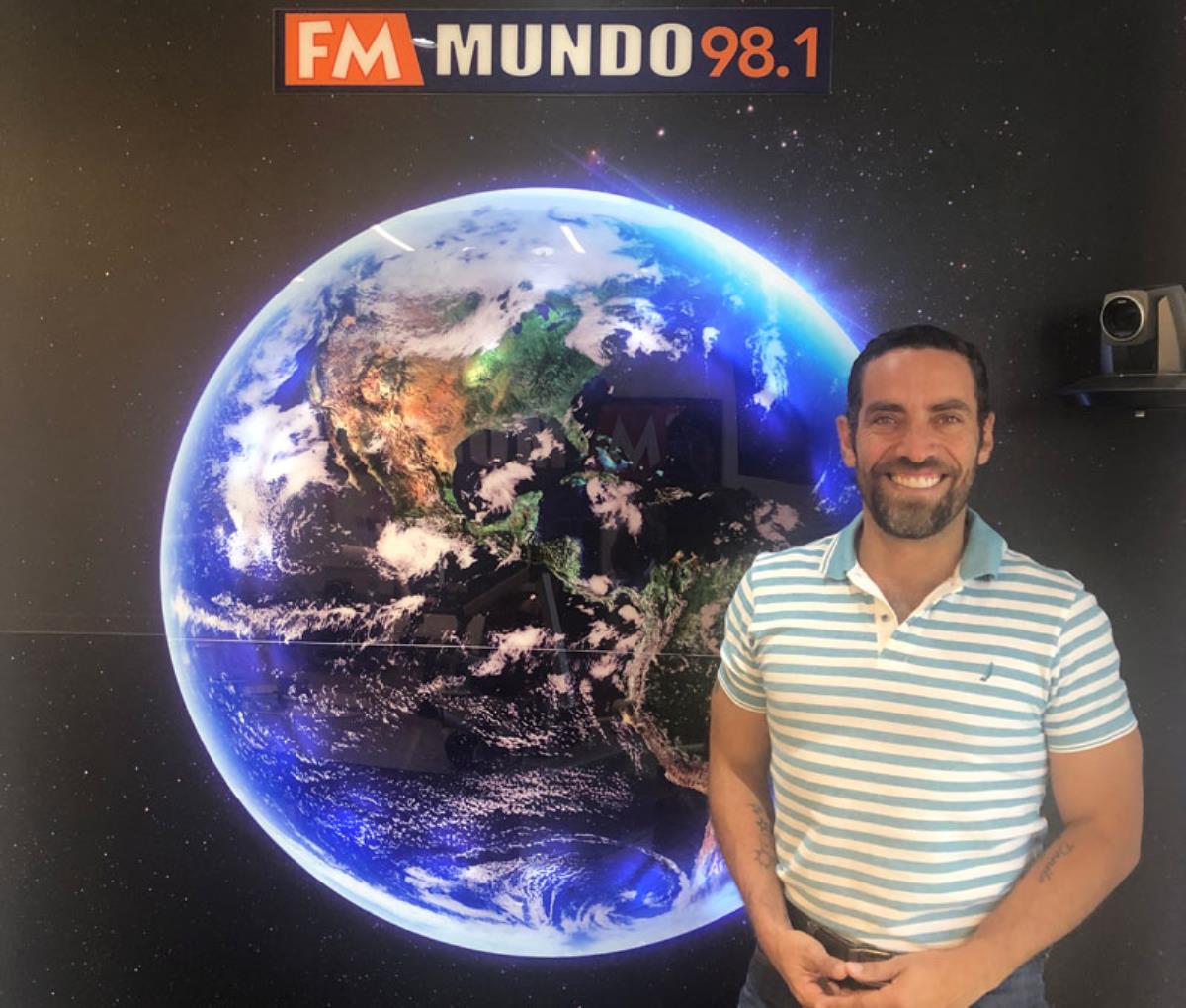 Danilo Esteves y la obra "Hermanastras, el musical" - FM Mundo