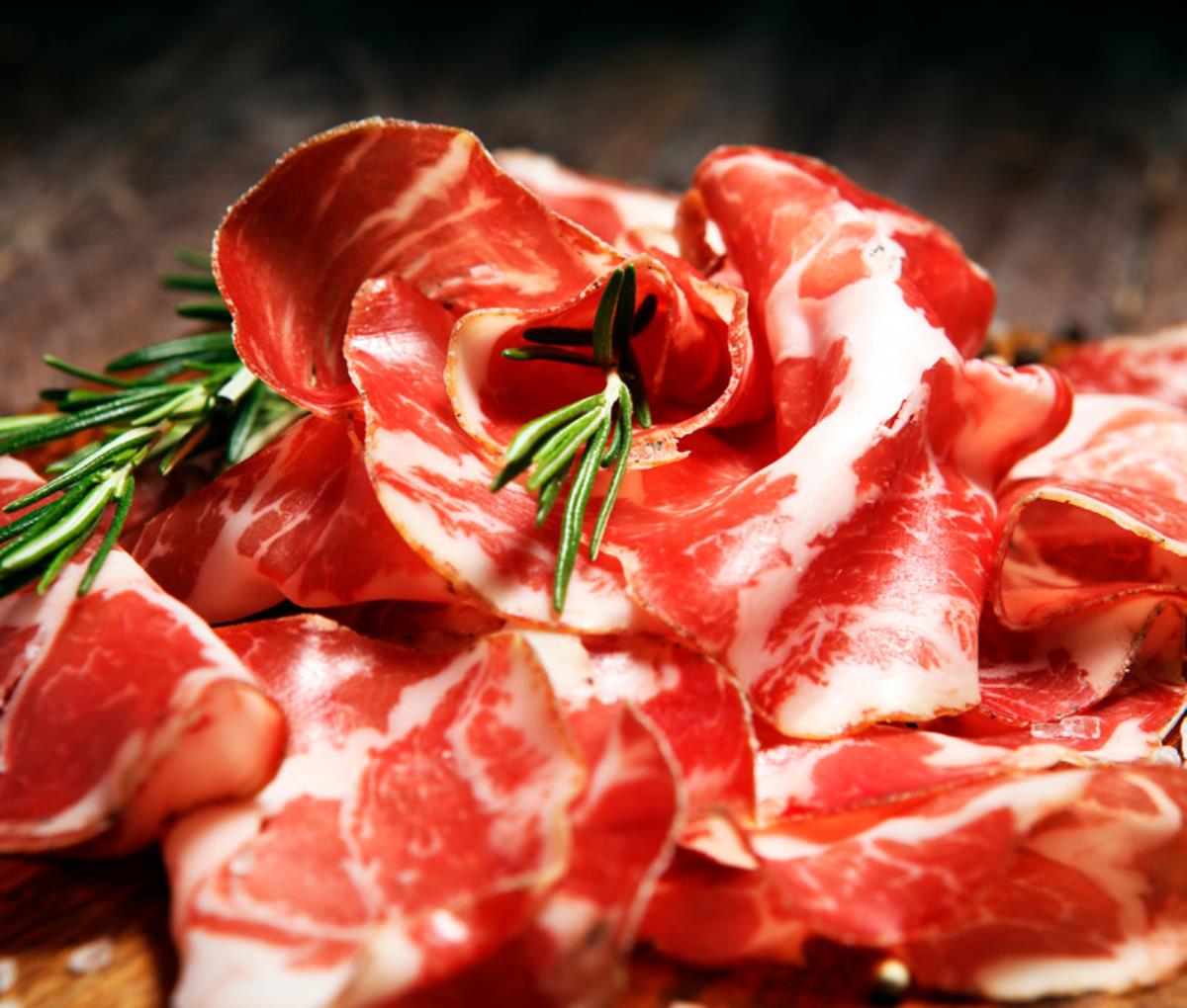 Carnes curadas hechas en Ecuador para un buen tapeo - FM Mundo