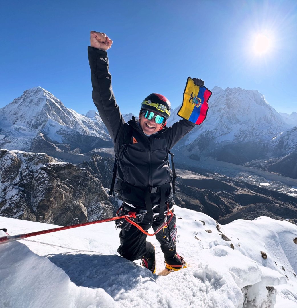"Everest con A", la cima que transformó a Alberto Astudillo - FM Mundo